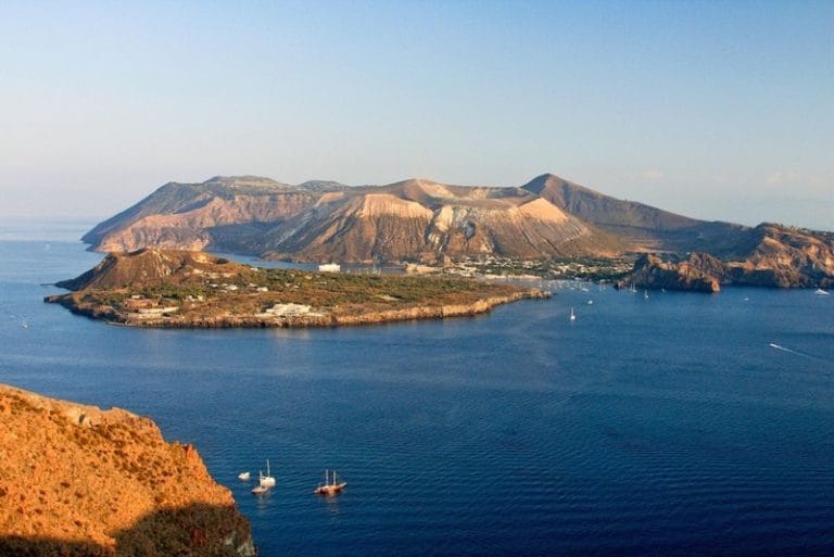 Découvrir Vulcano dans les îles éoliennes - Voyage Pulse